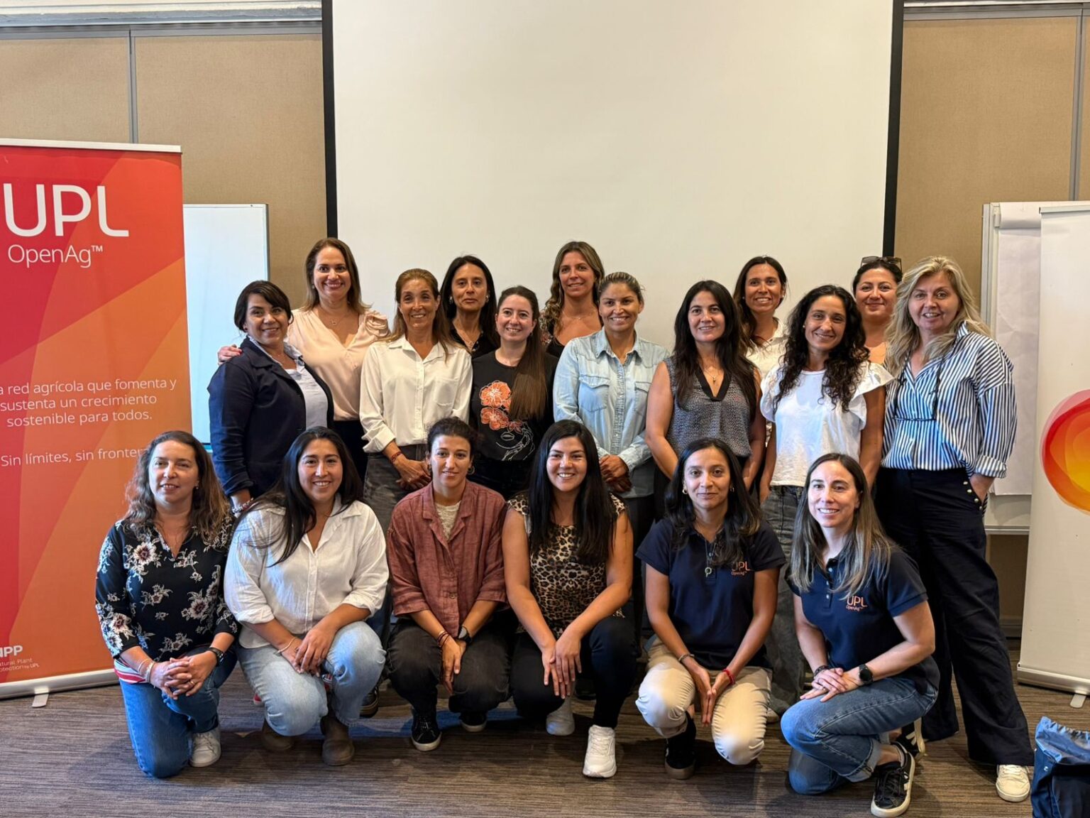 Encuentro Mujer Agro Líder: Programa de Capacitación y Crecimiento Sostenible de UPL - Smartcherry